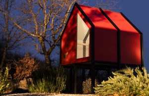 Run-Chicken Villa: Luxury In The Chicken Coop | Chicken Fans